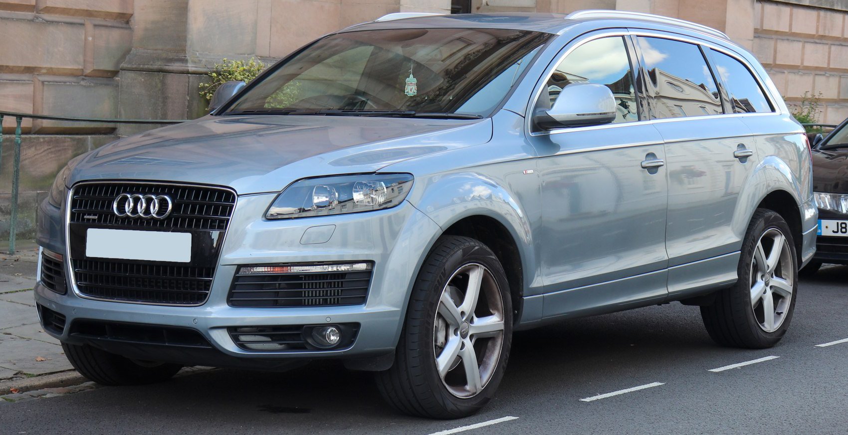Audi Q7 (Typ 4L) 6.0 V12 TDI (500 Hp) quattro DPF Tiptronic